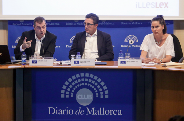 Conferencia de Javier Blas - Illeslex